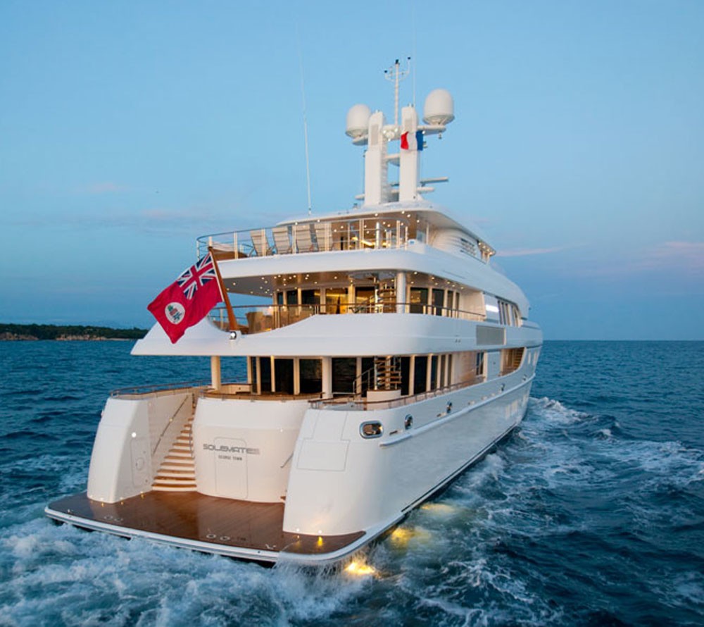 Yacht HUNTRESS, Lurssen Superyacht | CHARTERWORLD Luxury Superyacht ...